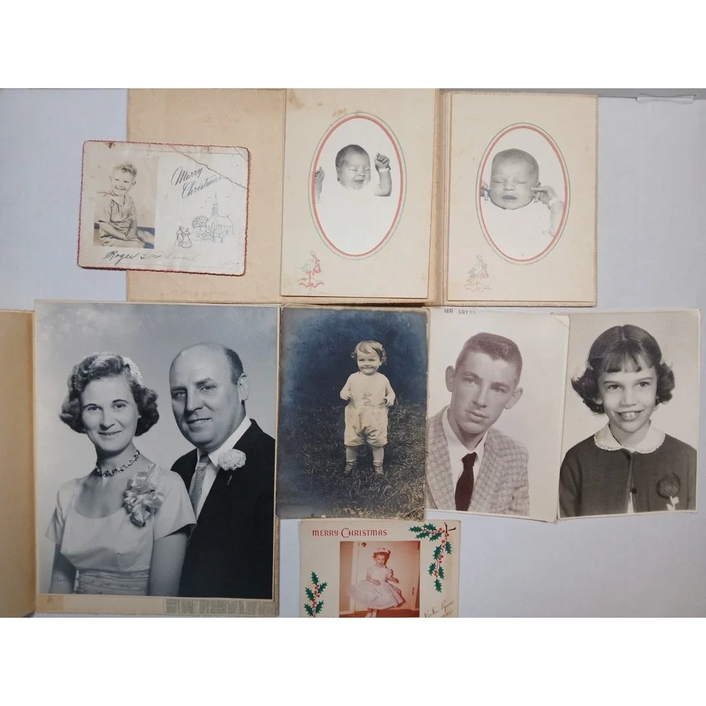 Art | Vintage Black And White Found Photo Lot Family Pictures 194s And ...